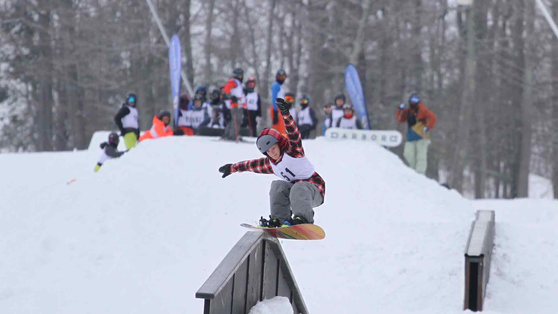 Ski & Snowboard - Powder Ridge Mountain Park & Resort